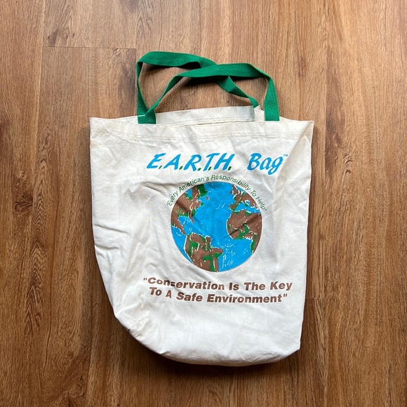 Vintage | Bags | Vintage Earth Day Bag | Poshmark
